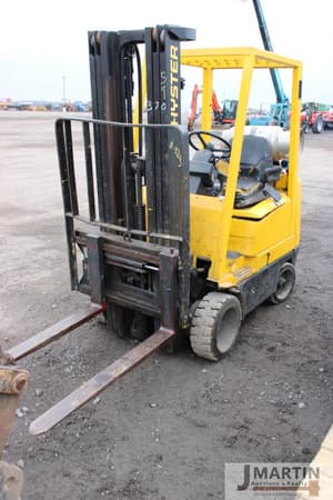 SOLD - Hyster S35XM Lot No. 5579 Construction with 8,847 Hrs | Tractor Zoom