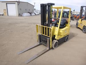 SOLD - Hyster S35XM Lot No. 3318 Construction with --- Hrs | Tractor Zoom