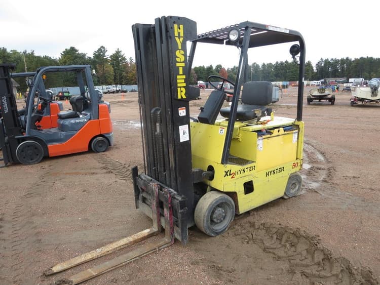 SOLD - Hyster XL2 Construction Forklifts | Tractor Zoom