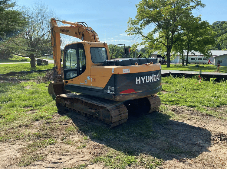 Hyundai 140LC-9 Construction Excavators for Sale | Tractor Zoom