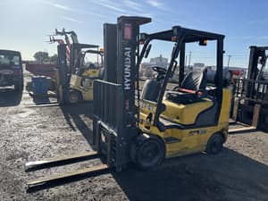 SOLD - Hyundai 25LC-7A Lot No. 3306 Construction with 8,659 Hrs ...