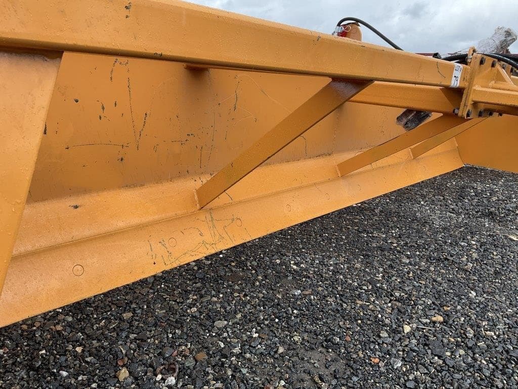 Tractor Zoom - Industrias America F12 TILT