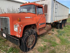 SOLD - International 1700 Lot No. 128 Other Equipment with --- mi ...