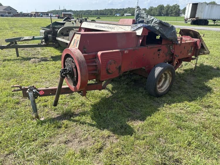 International Harvester 430 Hay and Forage Balers - Square for Sale ...