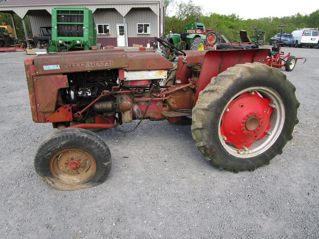 International Harvester 444 Tractors 40 to 99 HP for Sale | Tractor Zoom