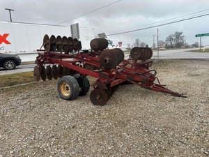SOLD - IH 470 18' Disc Manual Fold Tillage with 18 ft | Tractor Zoom