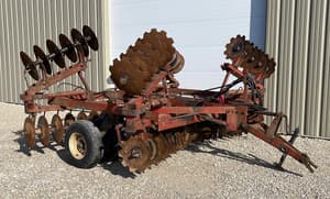SOLD - IH 470 18' wing disc Tillage with 18 ft | Tractor Zoom