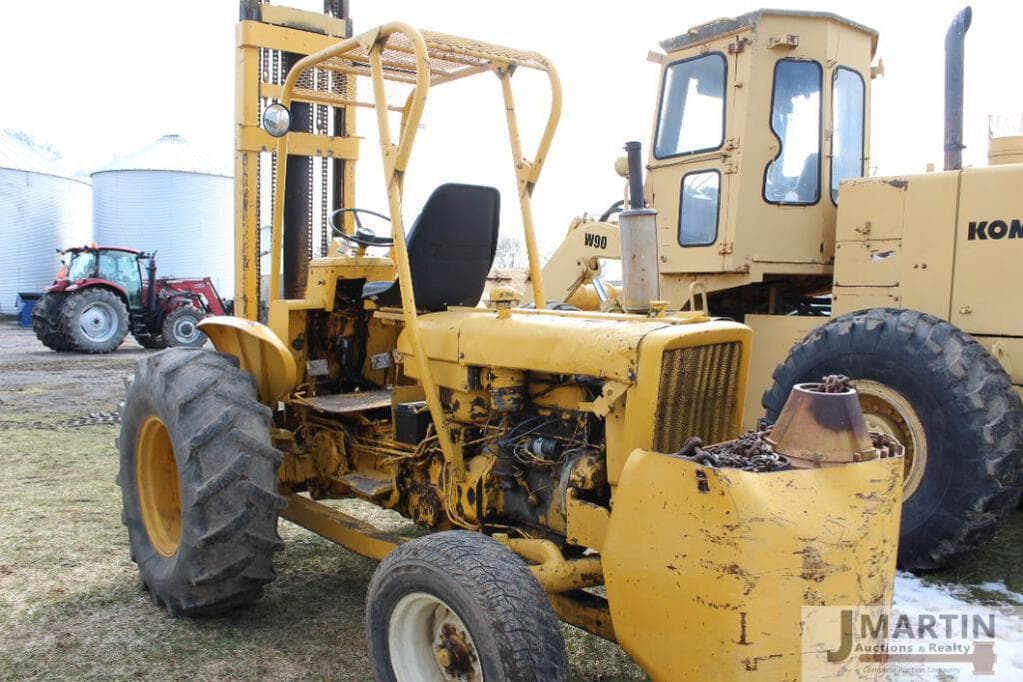 International Harvester 504 Construction Forklifts for Sale | Tractor Zoom
