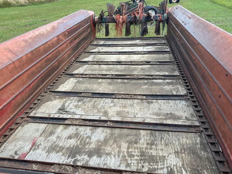 Case IH 540 Manure Handling Manure Spreaders - Dry for Sale | Tractor Zoom