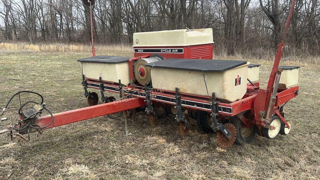 International Harvester 800 Cyclo Air Planting Planters for Sale ...