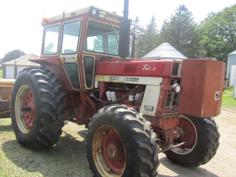 International Harvester 1066 Tractors 100 to 174 HP for Sale | Tractor Zoom