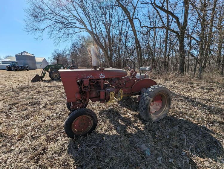 Farmall 140 Tractors Less than 40 HP for Sale | Tractor Zoom
