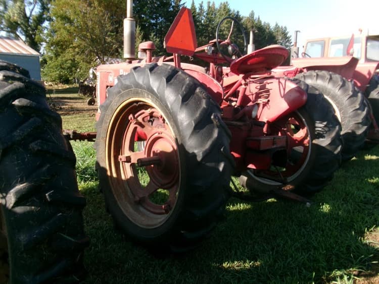 Farmall M Tractors Less than 40 HP for Sale | Tractor Zoom