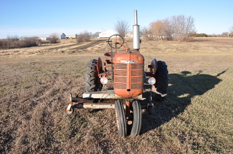 Farmall B Tractors Less than 40 HP for Sale | Tractor Zoom
