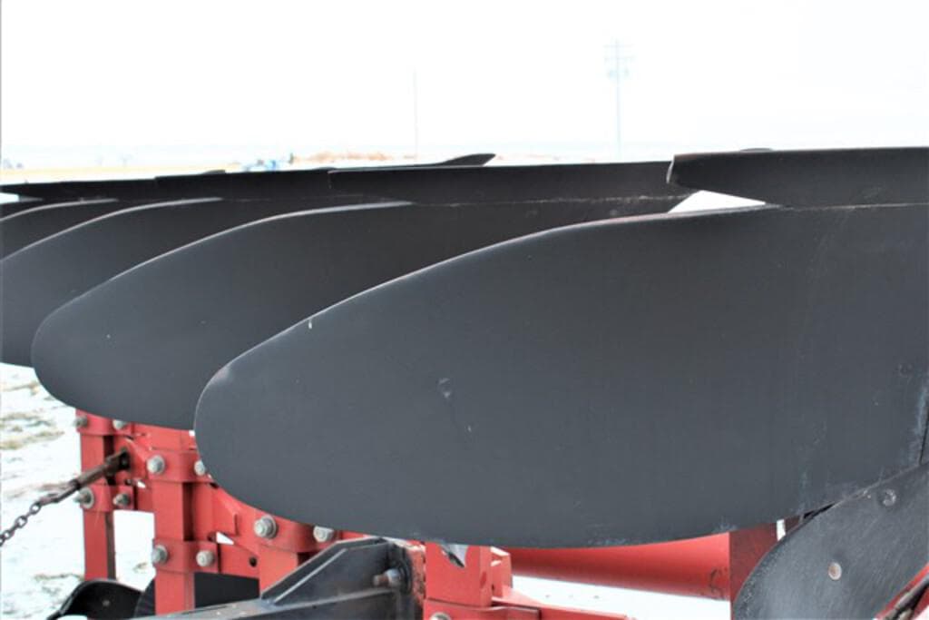 International Harvester 165 Tillage Plows for Sale | Tractor Zoom