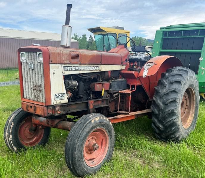 International Harvester 706 Tractors 40 to 99 HP for Sale | Tractor Zoom
