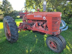 SOLD - Farmall Super M Lot No. 76 Tractors with 51 HP | Tractor Zoom