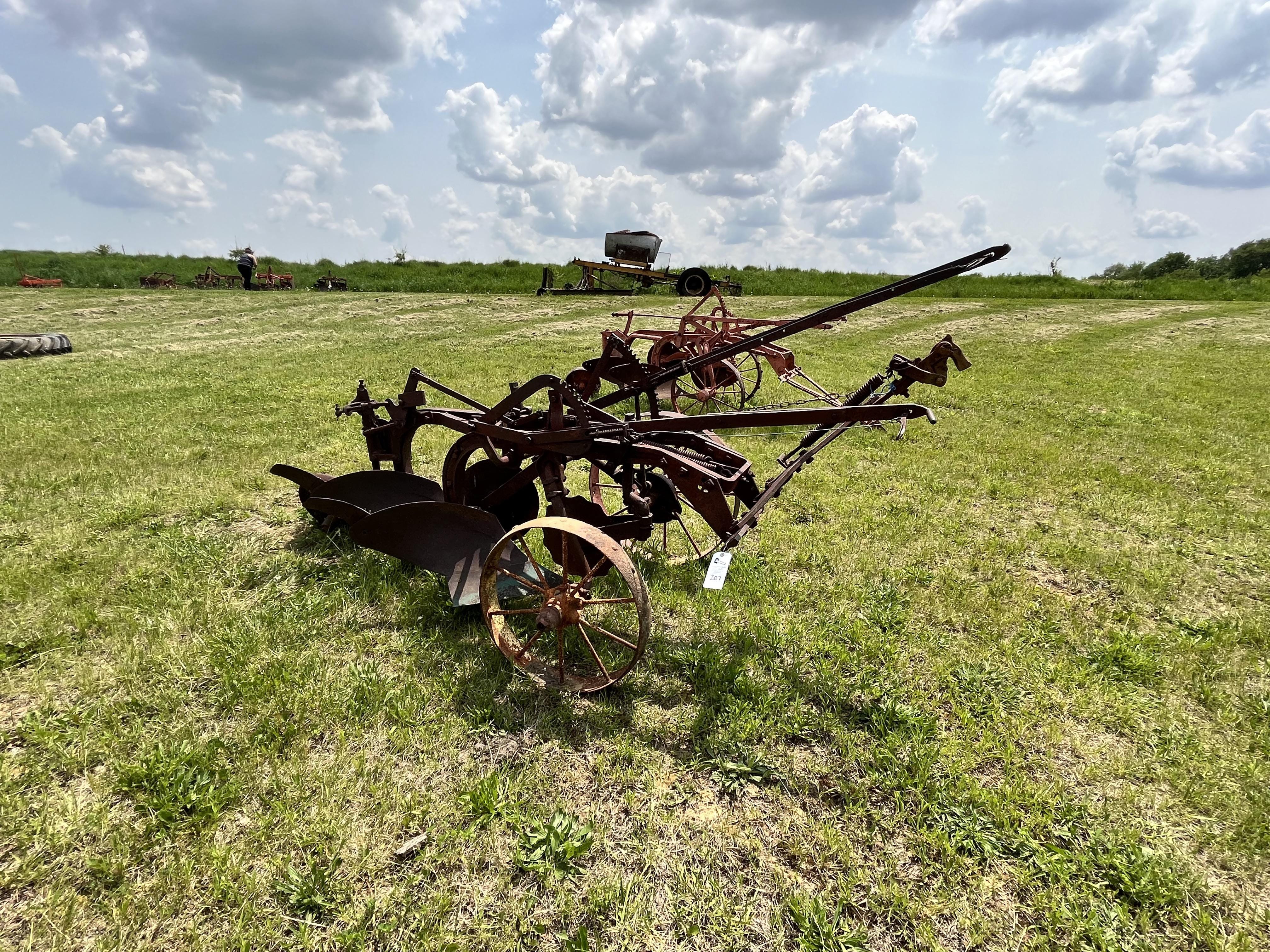 SOLD - IHC Little Genius Plow Tillage with 2 Bottoms | Tractor Zoom