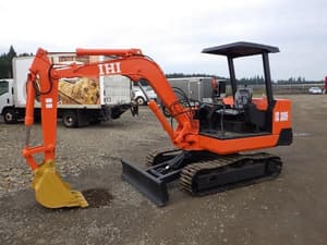 SOLD - IHI IS30F Lot No. 2447 Construction with 2,807 Hrs | Tractor Zoom