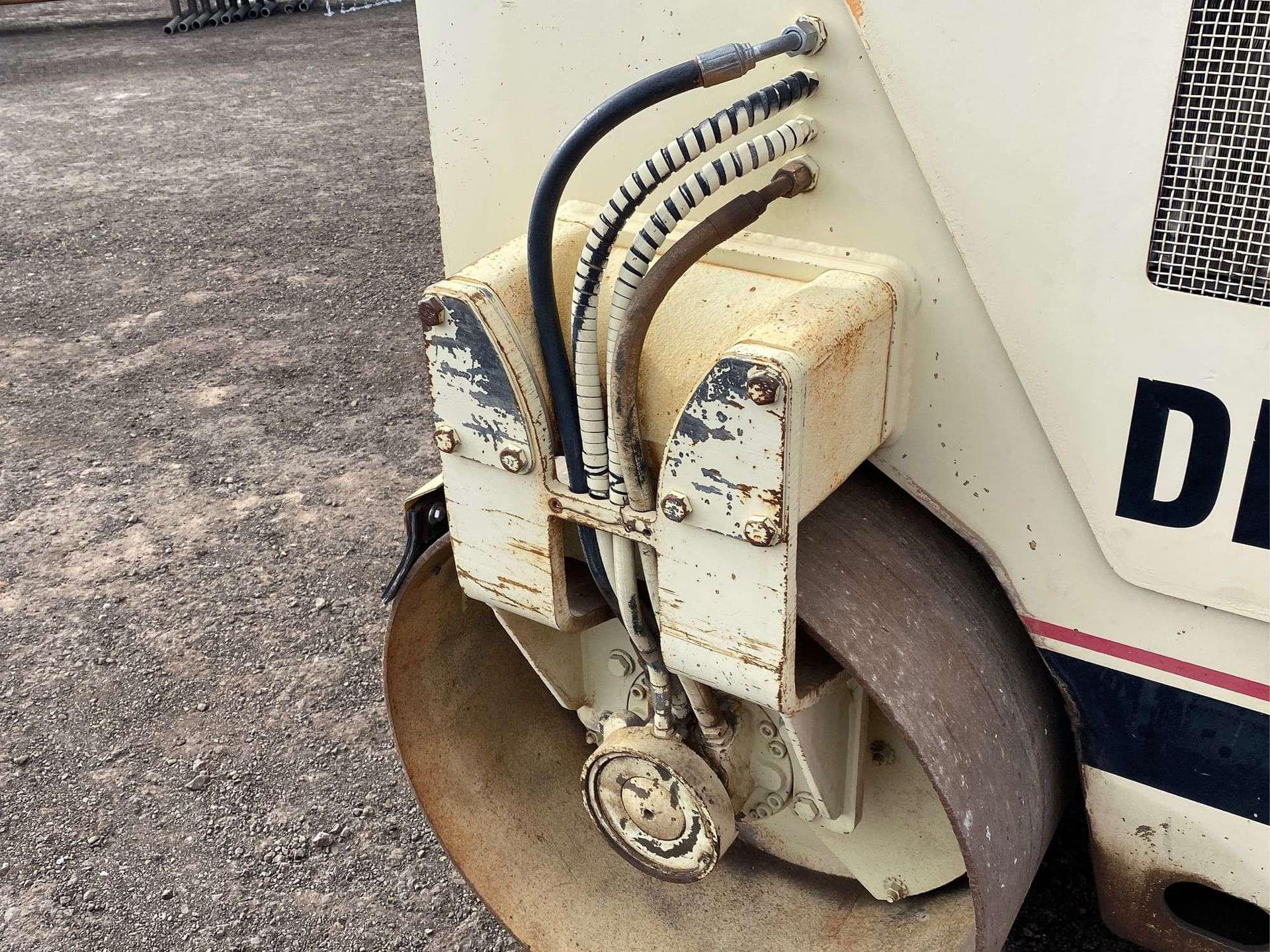 Tractor Zoom - Ingersoll Rand DD-32