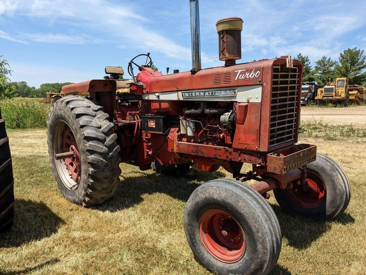 International Harvester 1256 Tractors 100 to 174 HP for Sale | Tractor Zoom