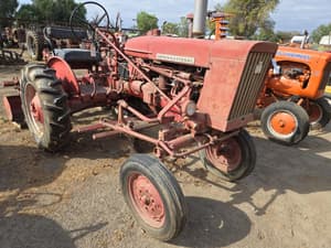 International Harvester 140 Lot No. 6014879 Tractors For Sale with 28 ...