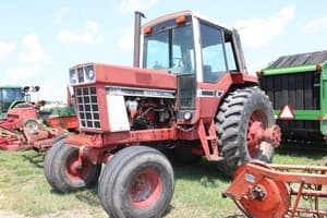 SOLD - International Harvester 1586 Tractors with 3,050 Hrs | Tractor Zoom
