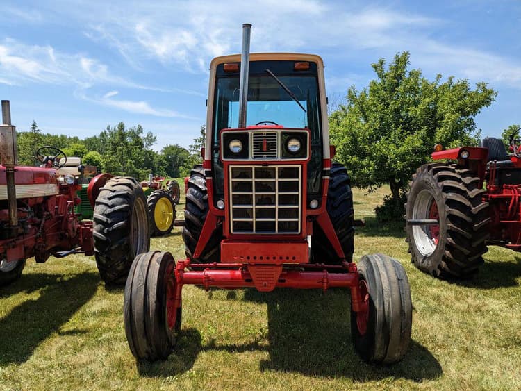 International Harvester 1586 Tractors 175 to 299 HP for Sale | Tractor Zoom