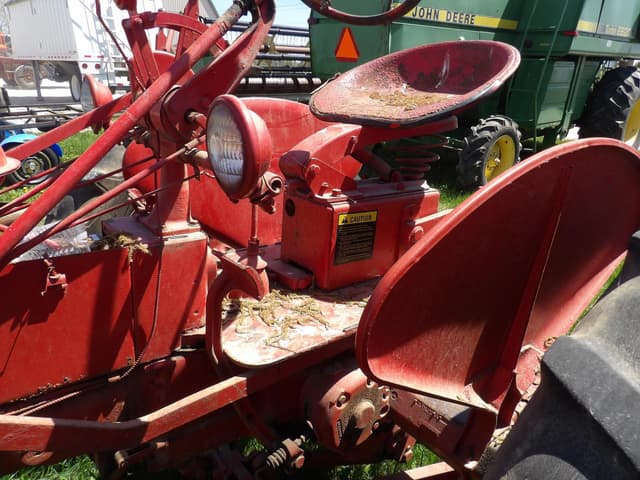 Farmall 200 Lot No. 312 Tractors For Sale with 26 HP | Tractor Zoom