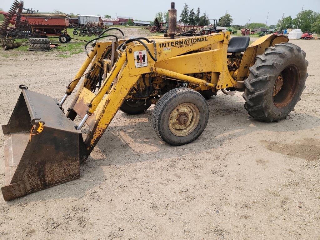 International Harvester 2424 Tractors 40 to 99 HP for Sale | Tractor Zoom