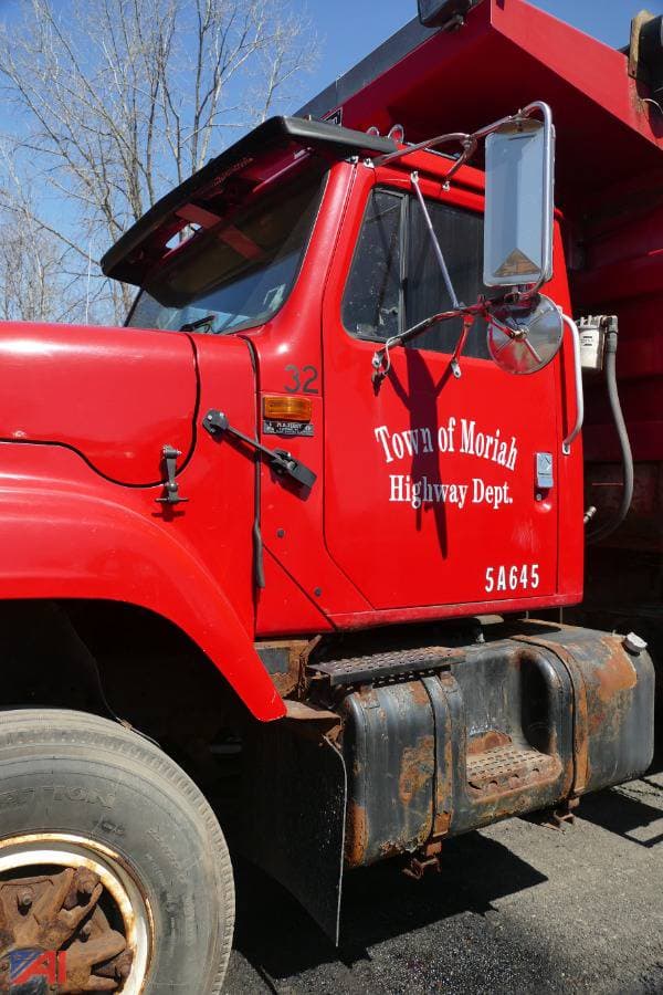 2001 International 2574 Other Equipment Trucks for Sale | Tractor Zoom