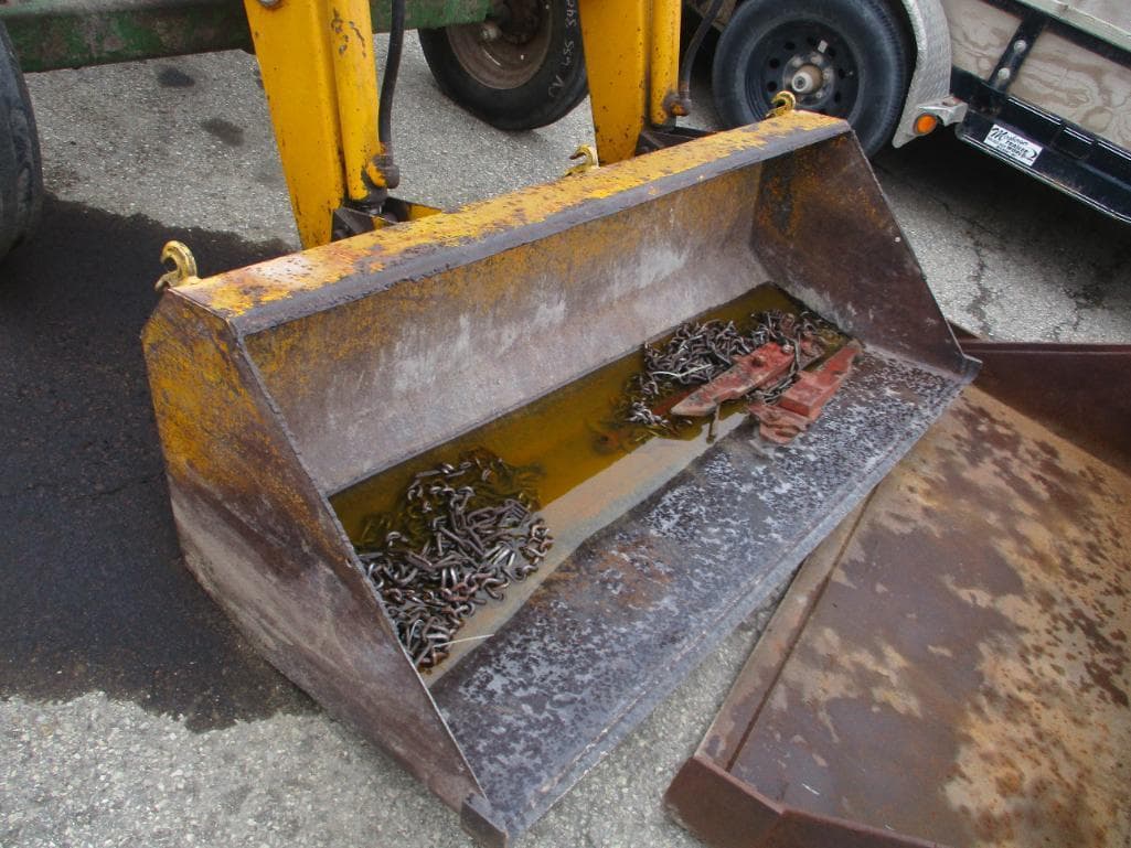 International Harvester 300 Tractors 40 to 99 HP for Sale | Tractor Zoom