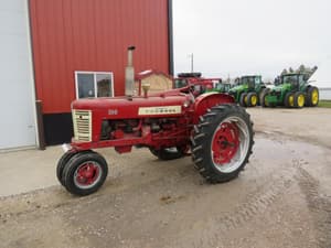 Farmall 350 Lot No. 951 Tractors For Sale with 1,830 Hrs | Tractor Zoom