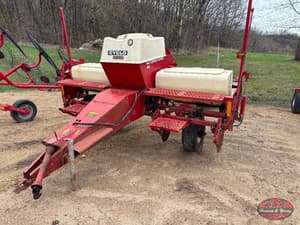 International Harvester 400 Cyclo Lot No. 20 Planting For Sale with 4 ...