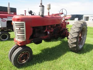 SOLD - International Harvester 400 Tractors with 50 HP | Tractor Zoom