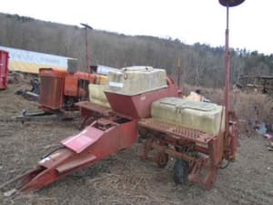 SOLD - International 400 Cyclo 4 Row Planter Planting with 4 Rows ...