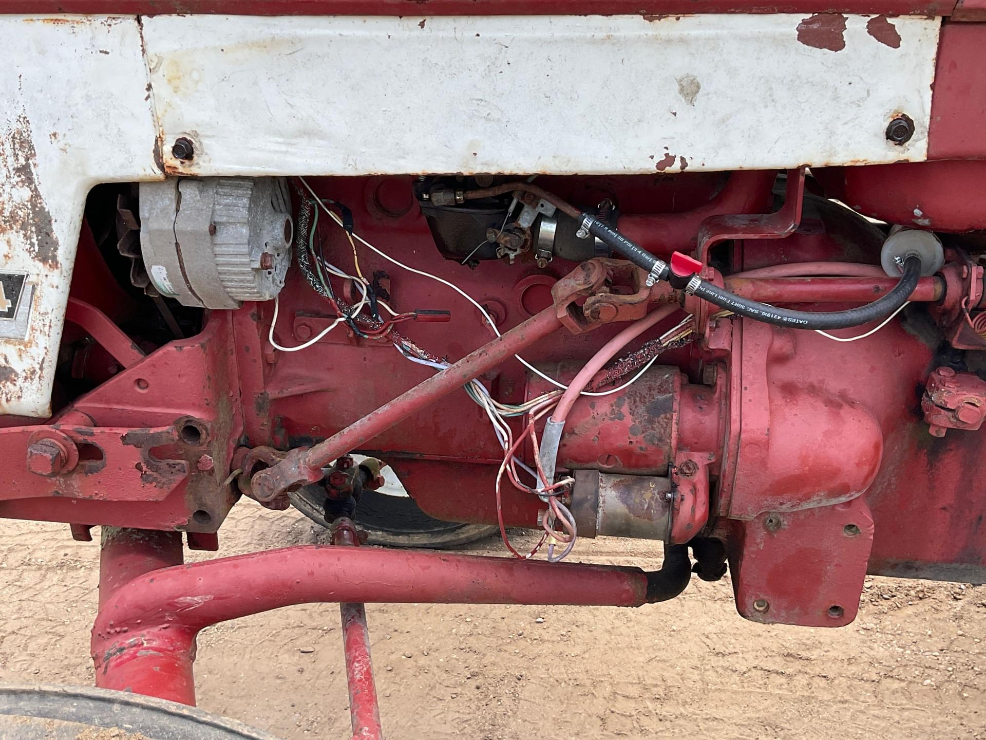 International Harvester 424 Tractors 40 to 99 HP for Sale | Tractor Zoom