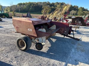 SOLD - International Harvester 435 Lot No. 923 Hay and Forage with ...