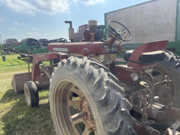 International Harvester 460 Tractors 40 to 99 HP for Sale | Tractor Zoom
