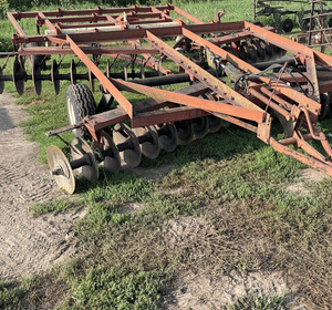 SOLD - International 470 Tillage with 9 In | Tractor Zoom