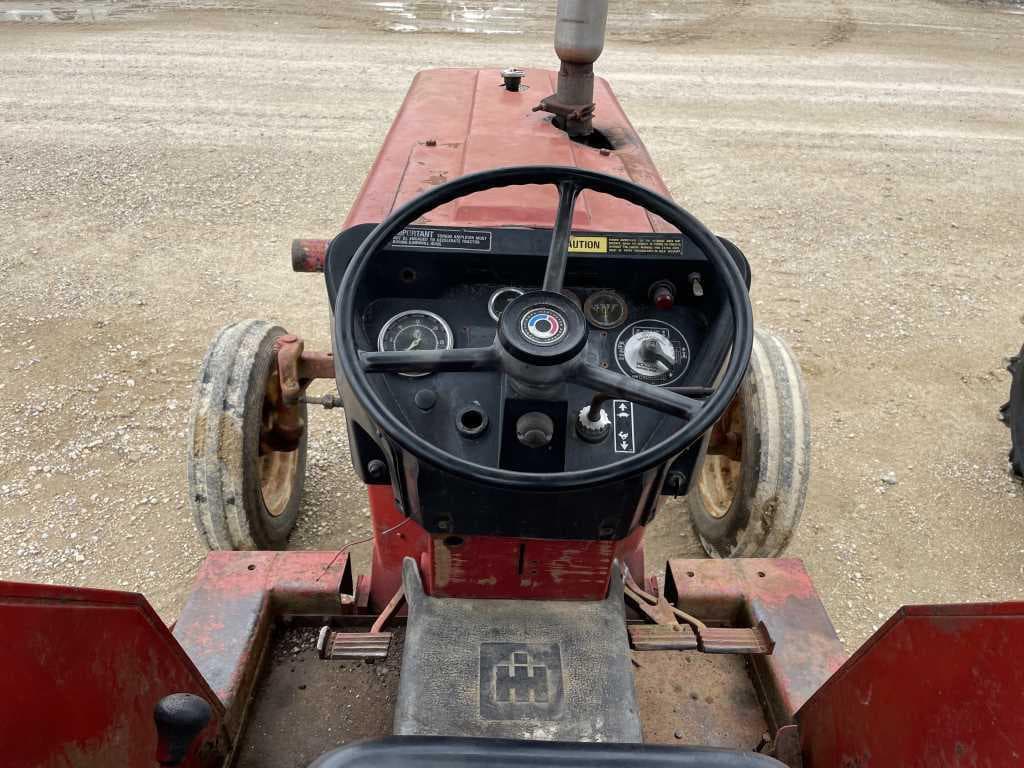 International Harvester 484 Tractors 40 to 99 HP for Sale | Tractor Zoom