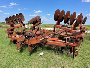 SOLD - International 485 Disc Tillage with 20 ft | Tractor Zoom