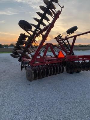 SOLD - International 490 Stock No. 24039 Tillage with 24 ft | Tractor Zoom