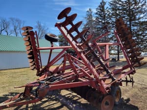SOLD - INTERNATIONAL 490 Stock No. 222335815 Tillage with 27 ft ...