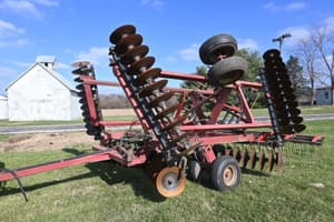 SOLD - International 496 24' disk Tillage with 24 ft | Tractor Zoom