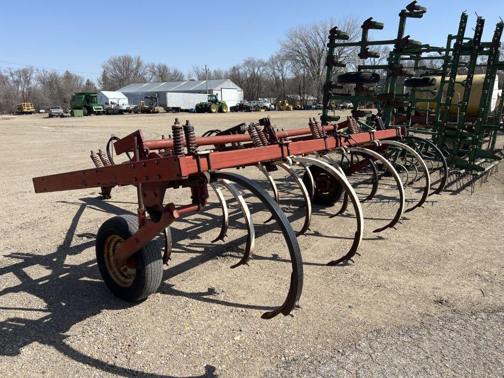 International Harvester 55 Tillage Chisel Plows for Sale | Tractor Zoom
