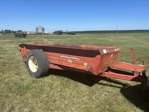 SOLD - International Harvester 550 Manure Handling | Tractor Zoom