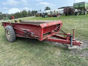 SOLD - International Harvester 550 Manure Handling | Tractor Zoom