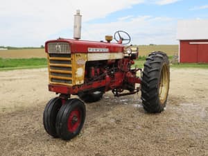 SOLD - International Harvester 560 Tractors with 1,519 Hrs | Tractor Zoom