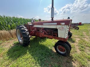 International Harvester 560 Tractors For Sale with 72 HP | Tractor Zoom
